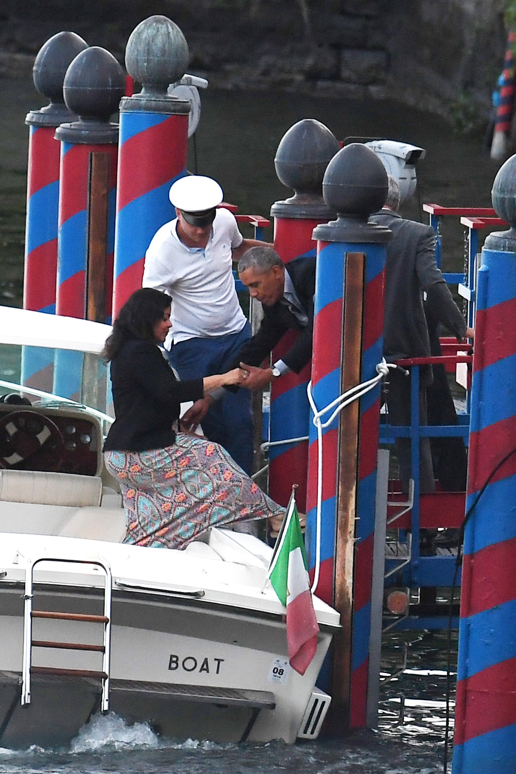 Barack and Michelle Obama join George and Amal Clooney in Lake Como ...