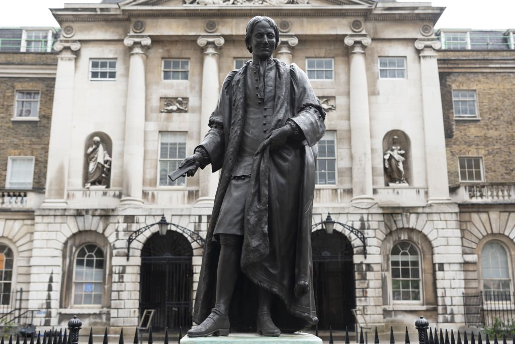 Statues of Robert Clayton and Thomas Guy to be removed | Metro News