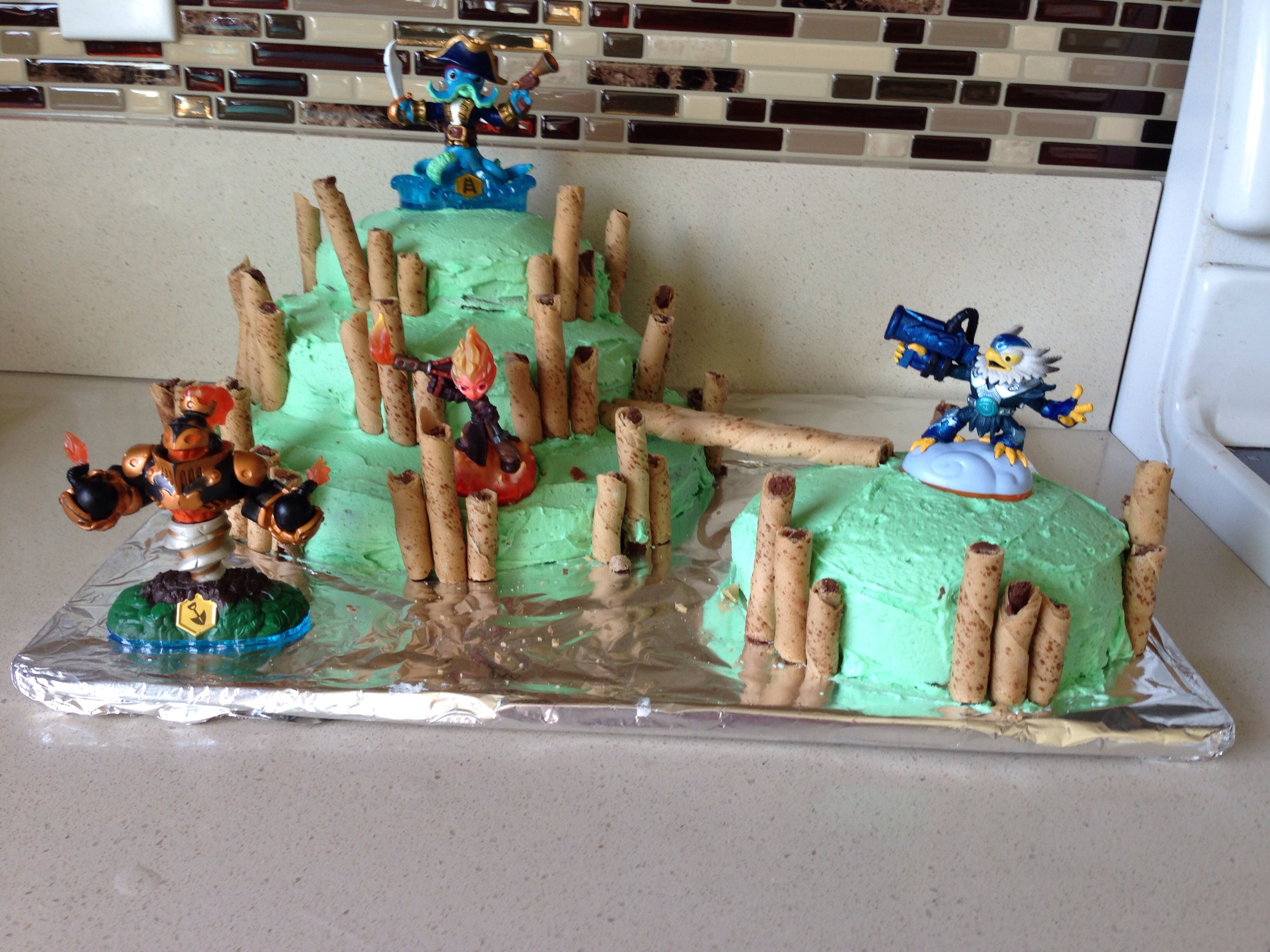 Skylanders Cake - MisMashedMom