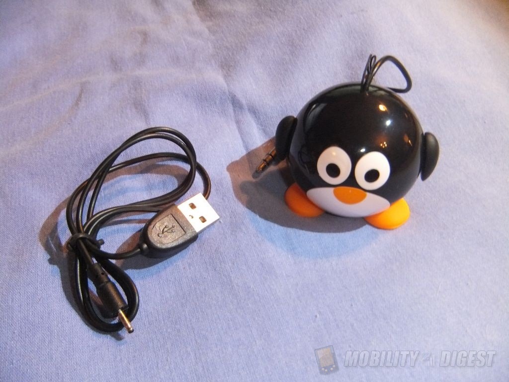 Mobility Digest Review: Kitsound Mini Buddy Penguin Speaker ...