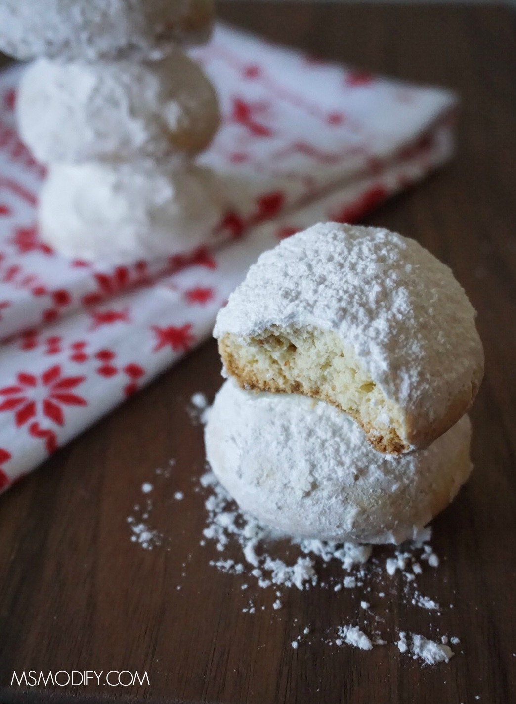 {gluten free} Kourambiedes - Greek Christmas Cookies - MsModify