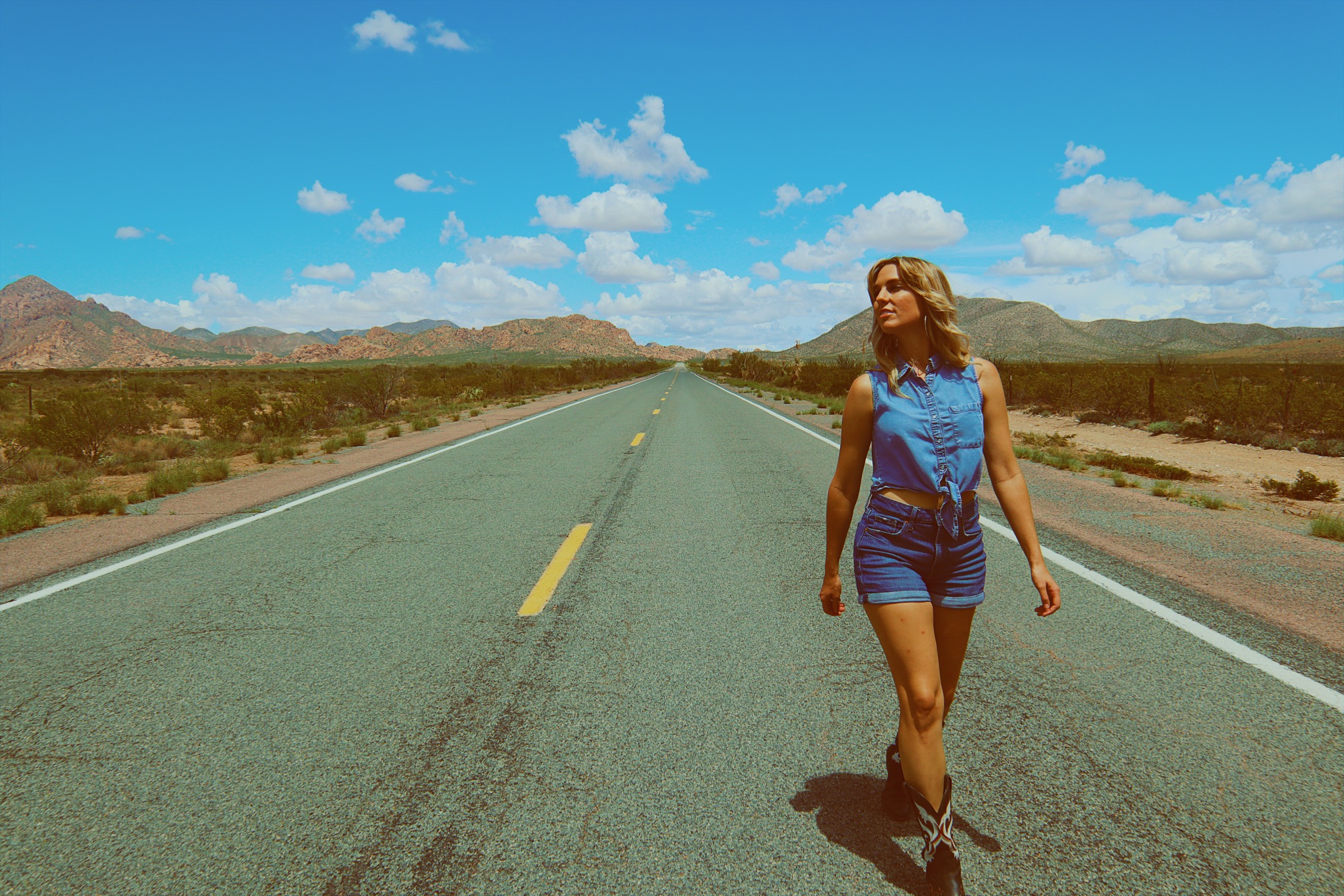 California Dreamin': A Look At Folk Songstress Kimmi Bitter & Her ...