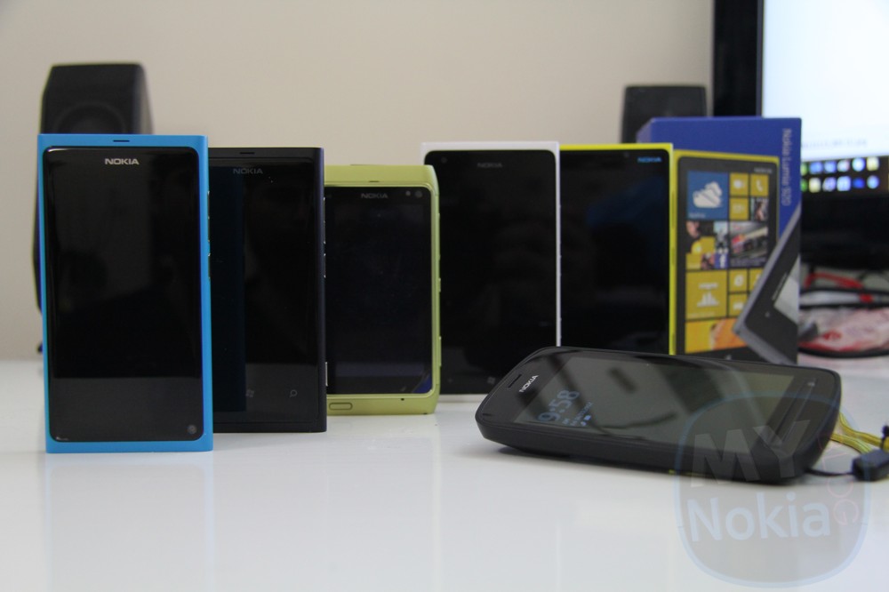 Meet the family: Nokia Lumia 920, 900, 800, Nokia N9, Nokia N8 and ...