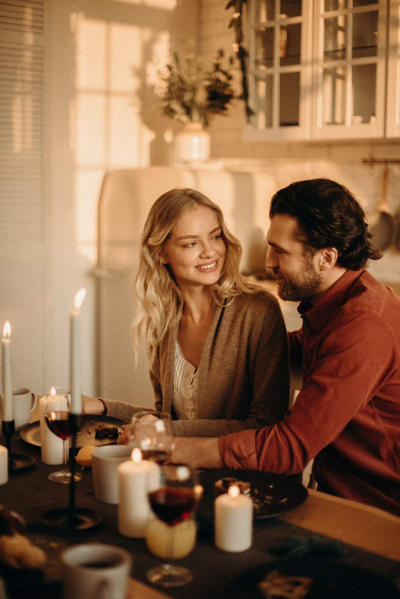 50 First Date Conversation Starters To Spark A Romance - My Self ...