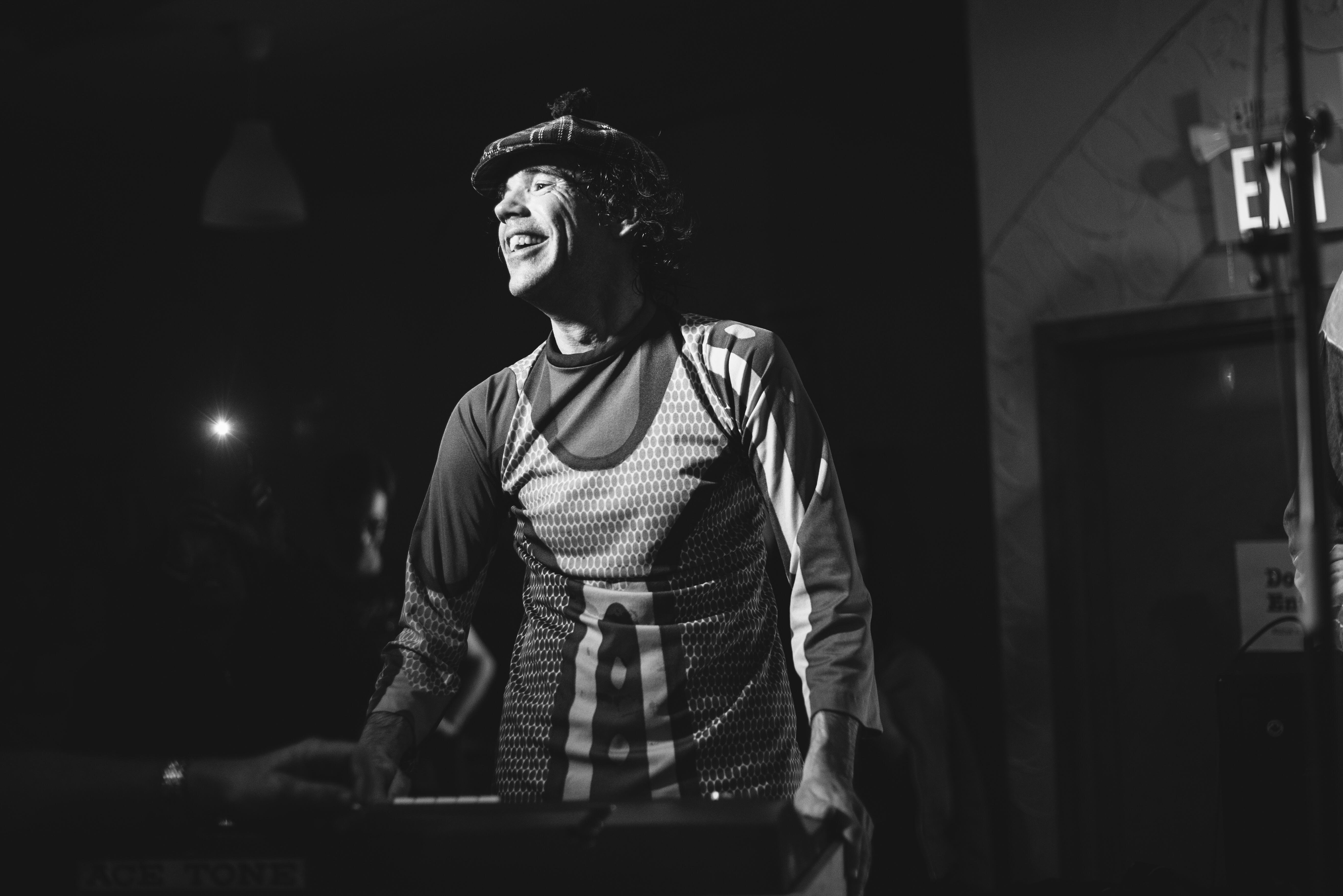 Nardgallery - Summer / Fall 2017 + some old pics ! - Nardwuar the Human ...