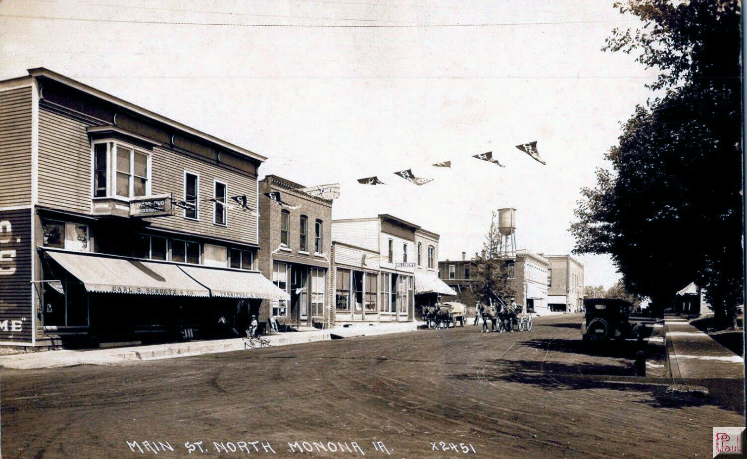 Main Street Postcard views of Towns in the State of Iowa
