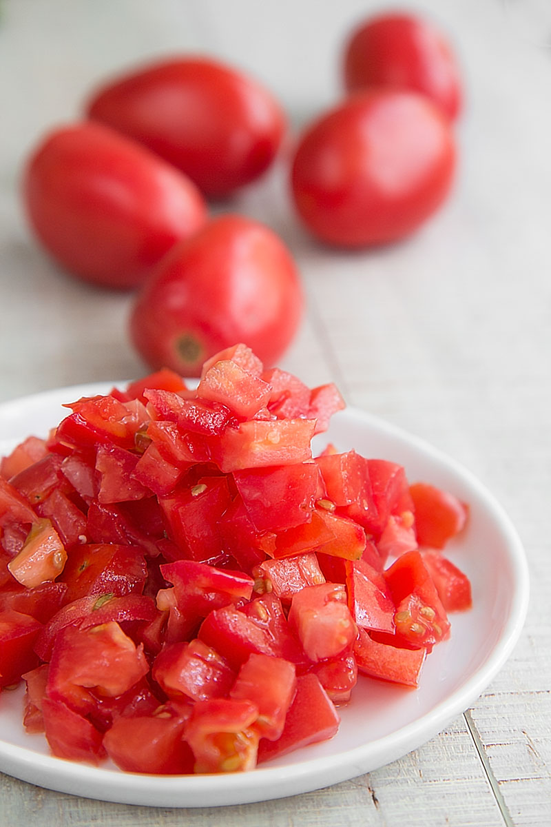 PICO DE GALLO RECIPE & HISTORY - Traditional Mexican salsa!
