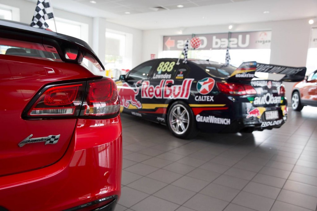 Craig Lowndes gets first Craig Lowndes Special Edition Commodore ...