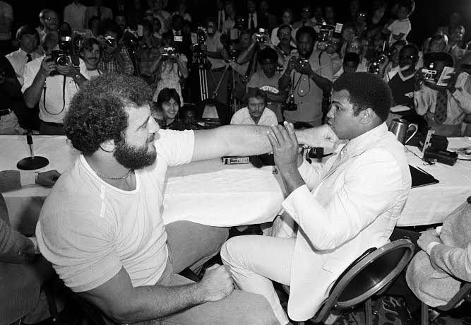 The Legacy of Lyle Alzado: Epitome of a Raider - The Raider Ramble