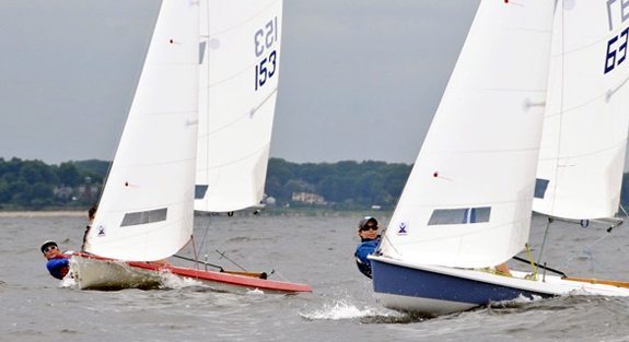 Sailing Vanguard 15s Upwind in Breeze : Like a Laser or Like a 420 ...
