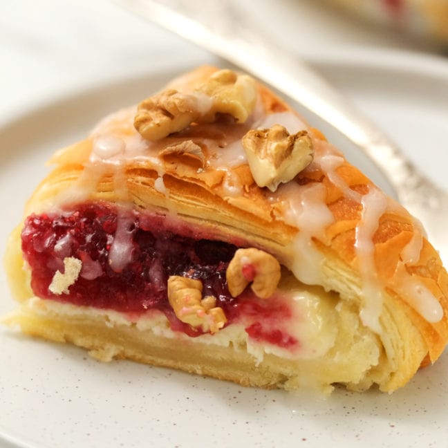 Raspberry Cream Cheese Crescent Ring - Reluctant Entertainer