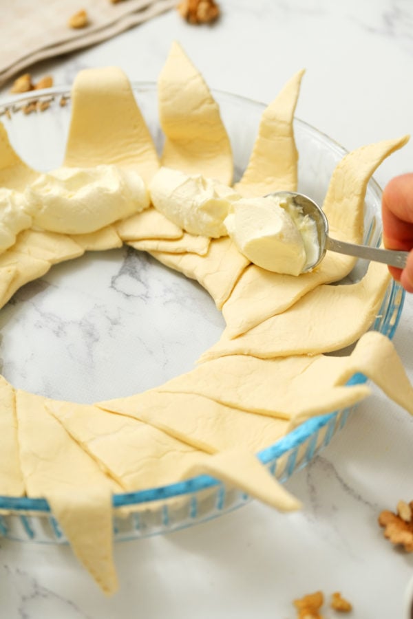 Raspberry Cream Cheese Crescent Ring - Reluctant Entertainer