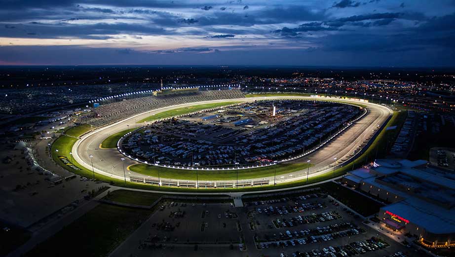 NASCAR @ Kansas Speedway | Ric Size
