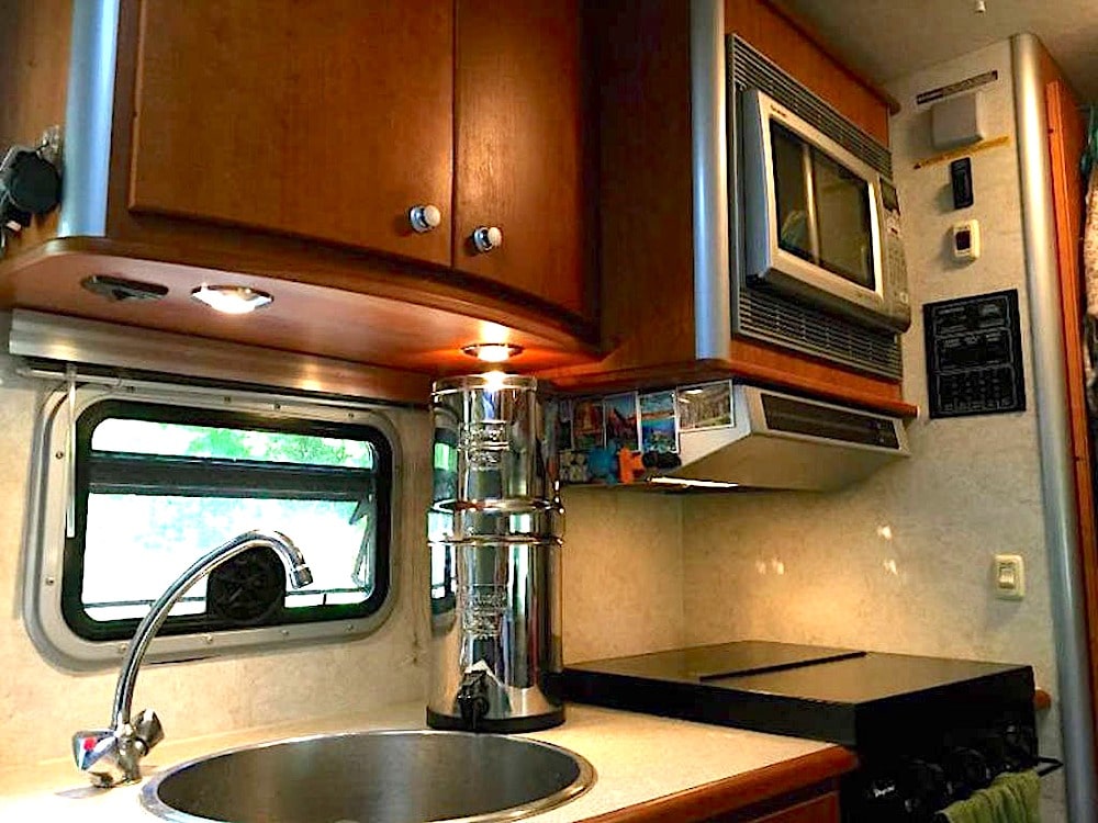 5 Must-Have RV Road Trip Essentials – RVBlogger