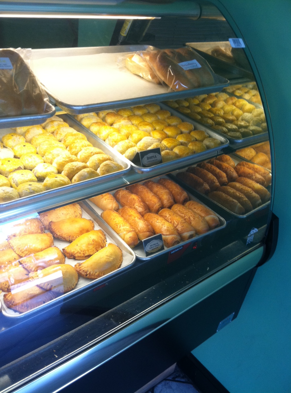Biz First Spotlight: Starbread Bakery - Sacramento City Express