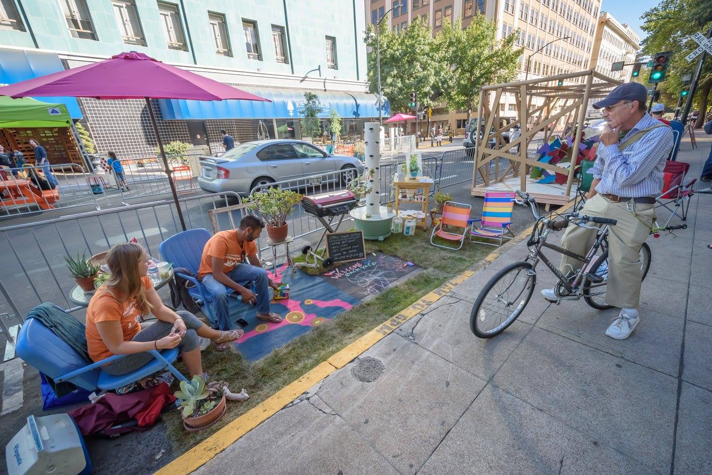 Parking spots turned into creative mini-parks for annual PARK(ing) Day ...