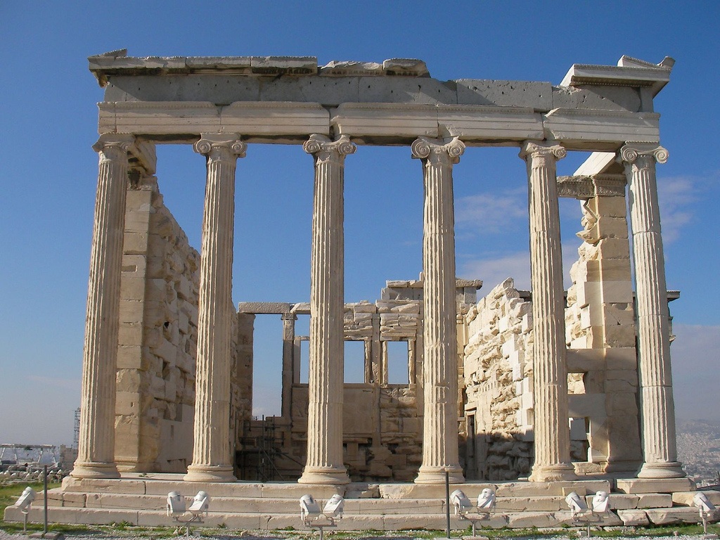 Templo Erecteión y sus estatuas Cariátides - Ser Turista