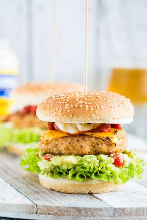 Chipotle kipburger met guacamole - Simone's Kitchen