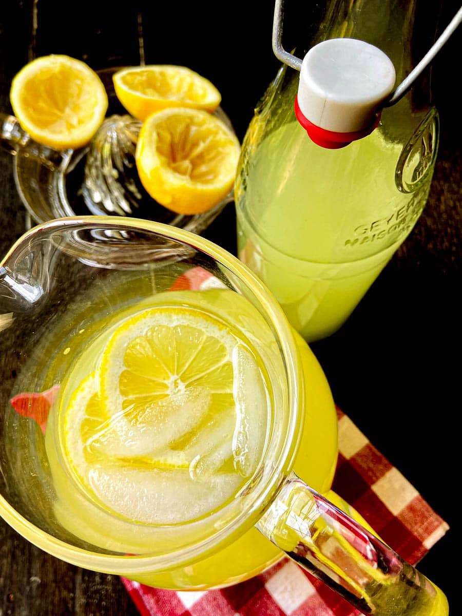 Homemade Lemonade No Cook Simple Syrup - SmartyPantsKitchen