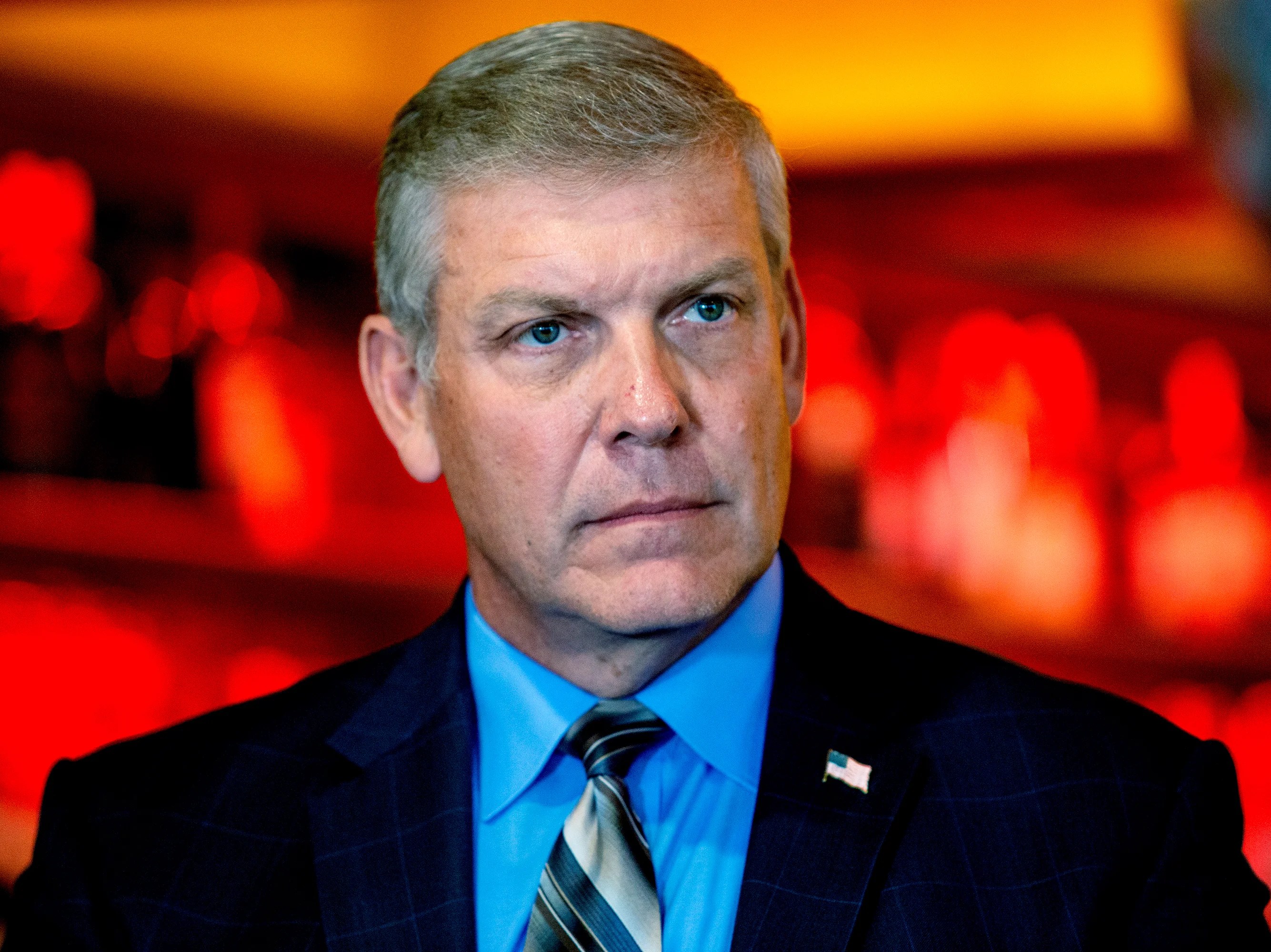 Republican Congressman Insists Jan 5 Tour Group Was Taking Photos Of republican-congressman-insists-jan-5-tour-group-was-taking-photos-of