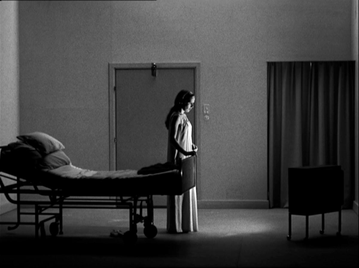 Persona (1966)- Ingmar Bergman | Stradeperdute