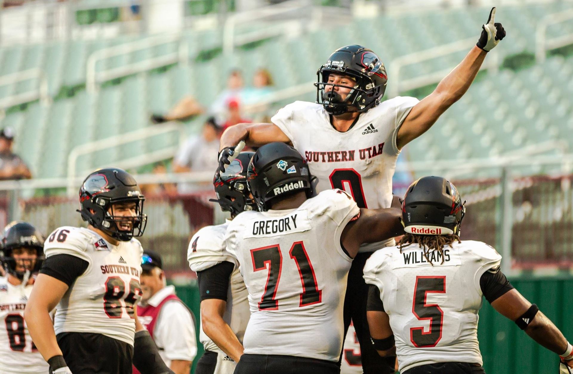SUU Football Wins First FCS Matchup of the Year - SUU News