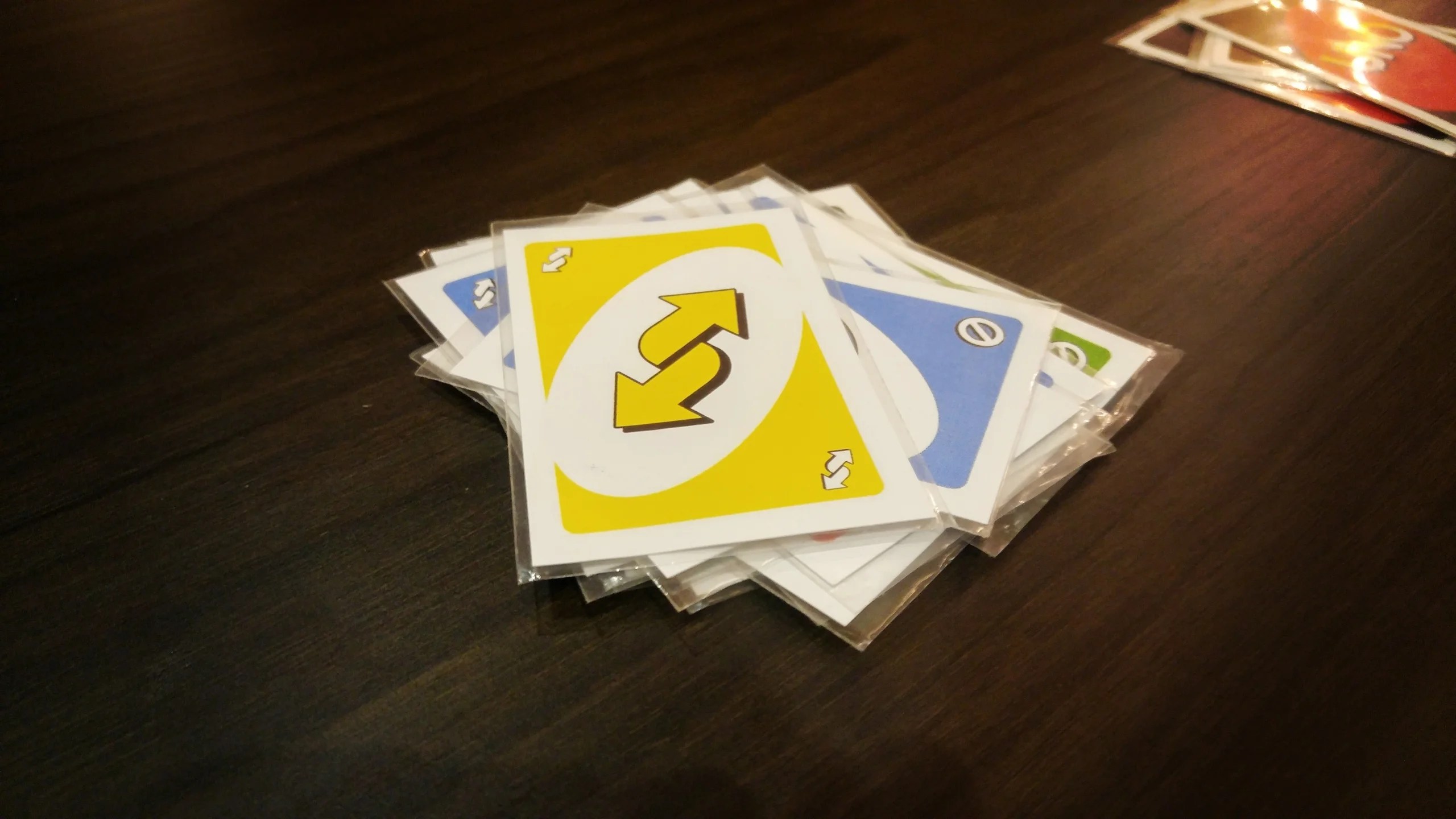 Uno • TABLE GAMES