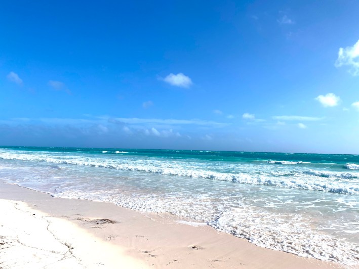 The Dunmore Resort | Harbour Island, Bahamas | Tanya Foster
