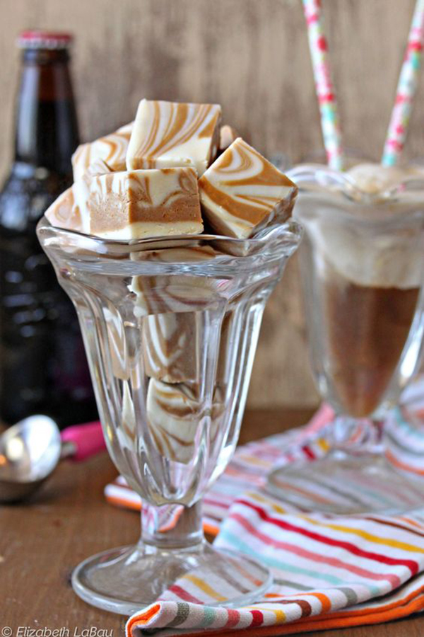 Crazy Awesome Root Beer Float Recipes - The Cottage Market