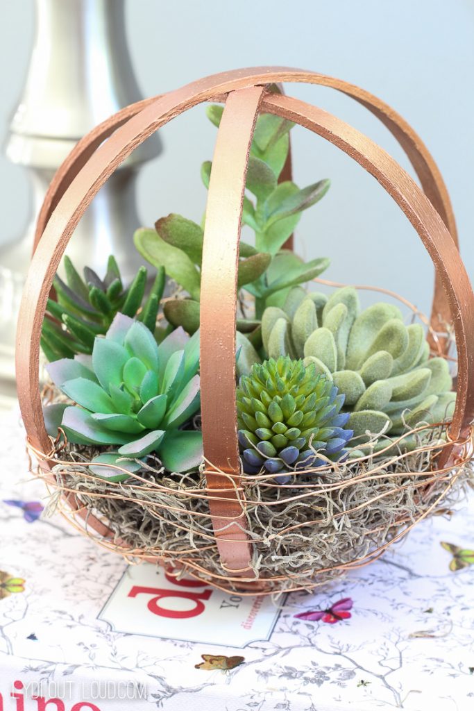 15 Fabulously Imaginative Embroidery Hoop DIY Projects - The Cottage Market