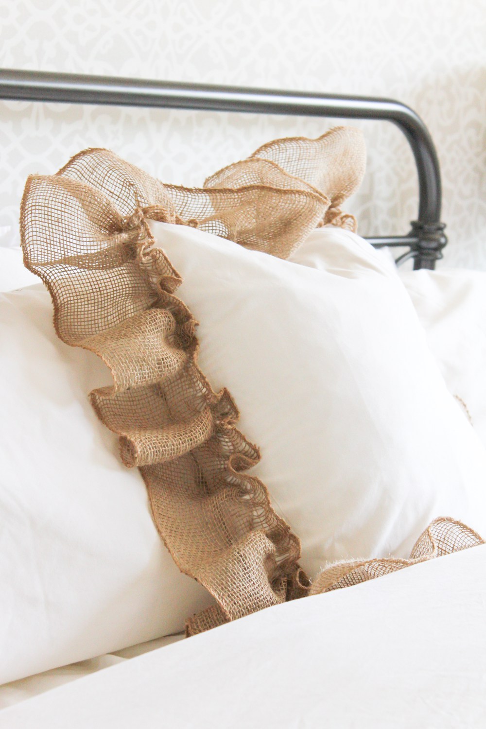 DIY Burlap Beauties You Have To Make Today - The Cottage Market