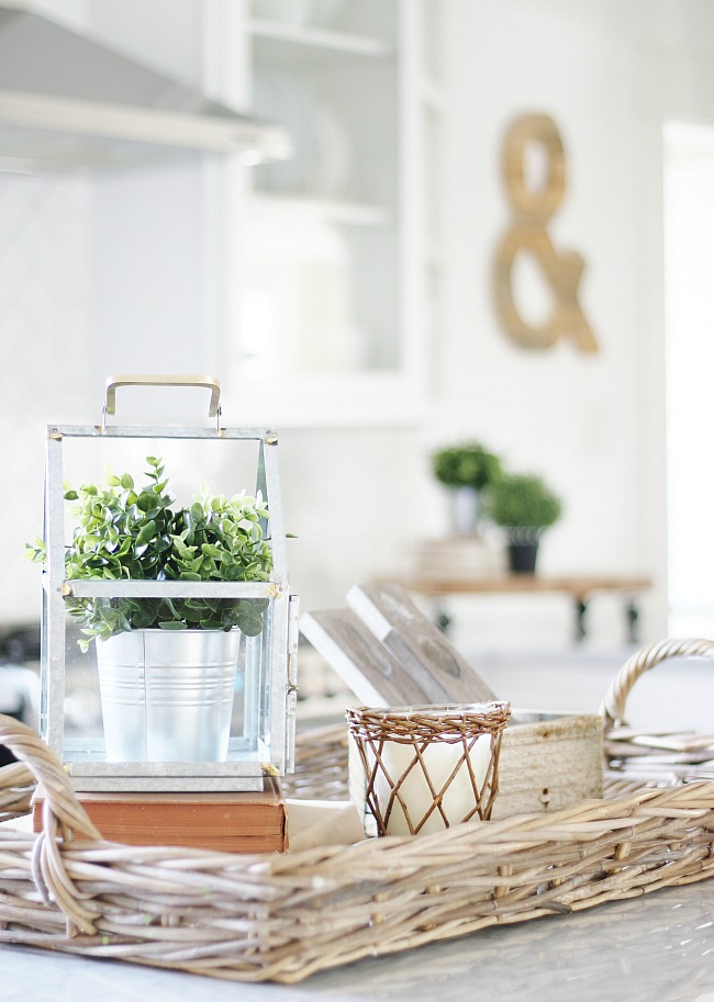 18 Ways to Add A Touch Of Spring To Your Farmhouse - The Cottage Market