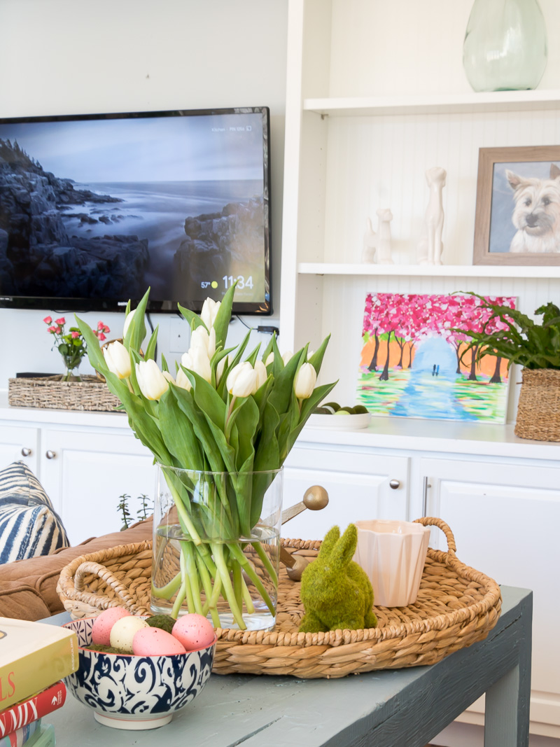 18 Ways to Add A Touch Of Spring To Your Farmhouse - The Cottage Market