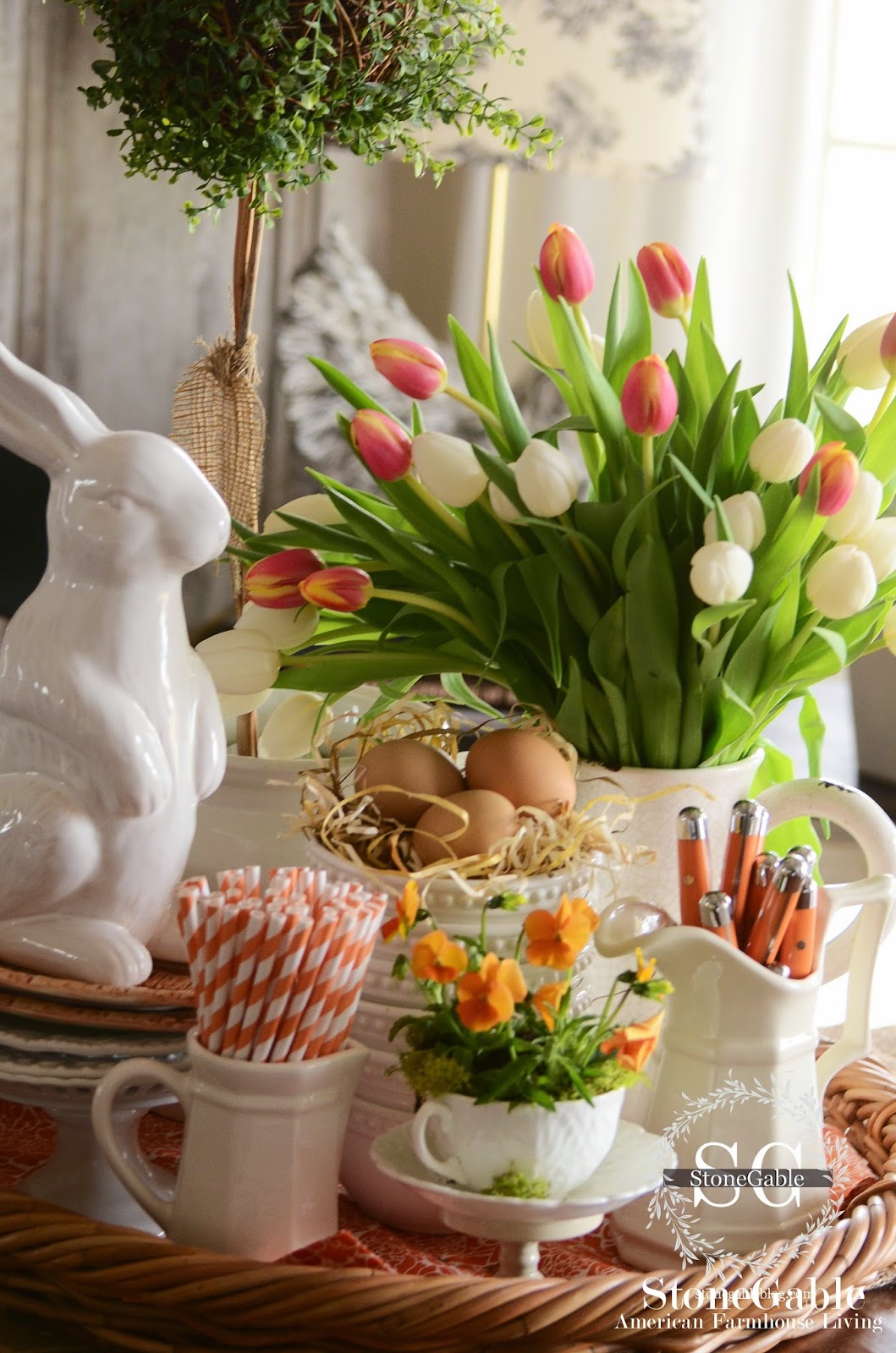 18 Ways to Add A Touch Of Spring To Your Farmhouse - The Cottage Market