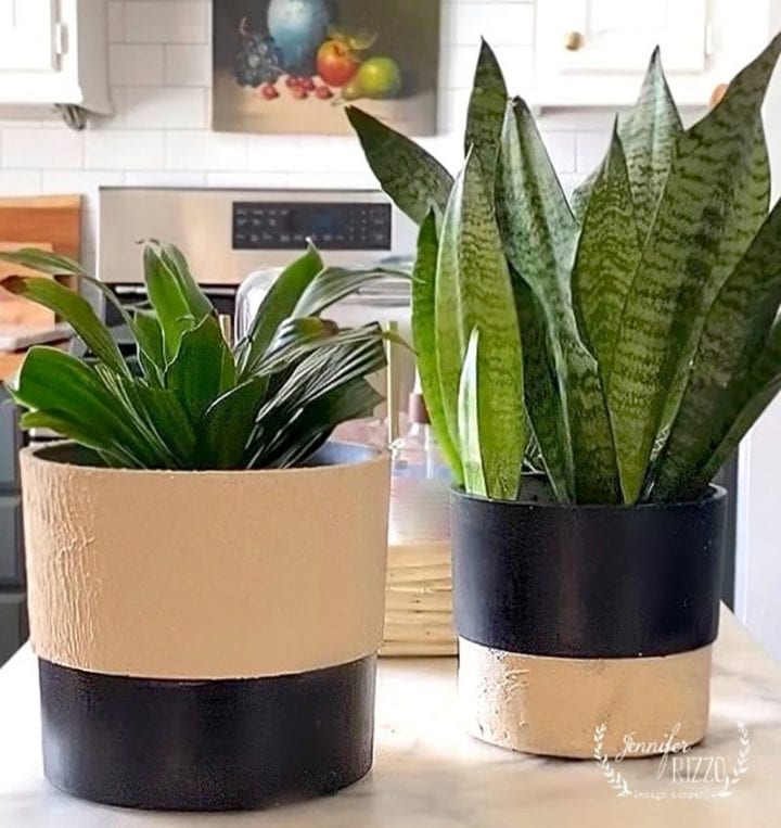 DIY Farmhouse Crafts That Add a Special Touch - The Cottage Market