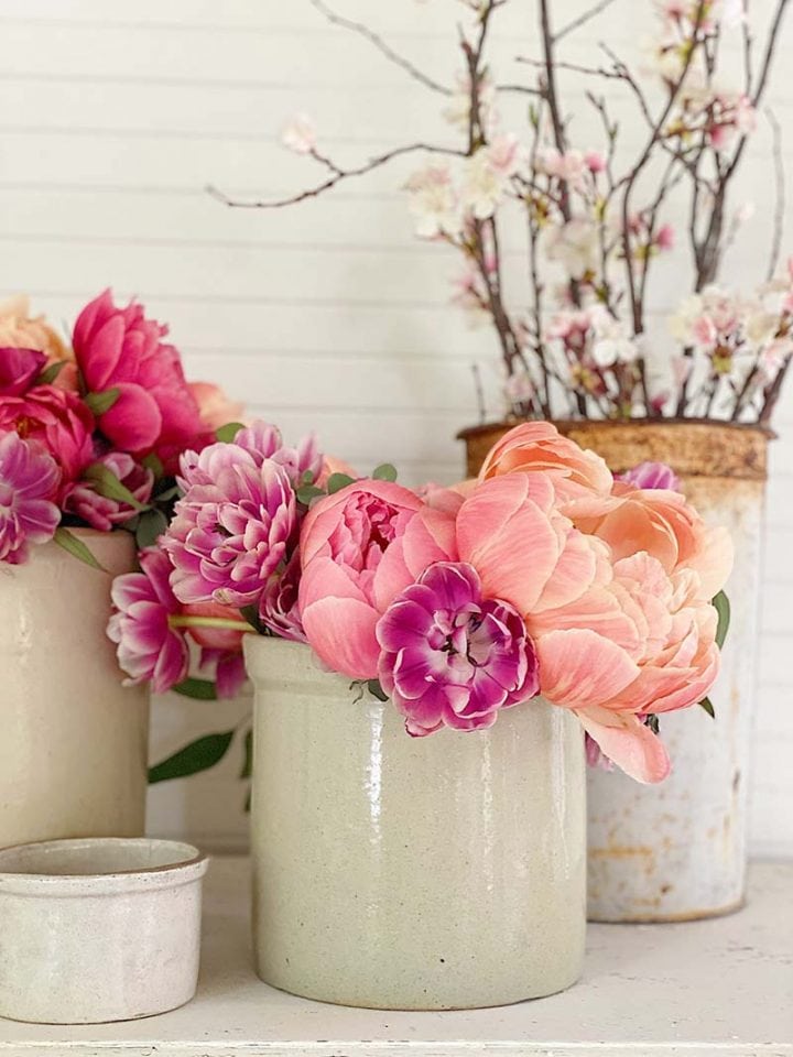 Fabulous and Fresh Farmhouse DIYs and Ideas - The Cottage Market