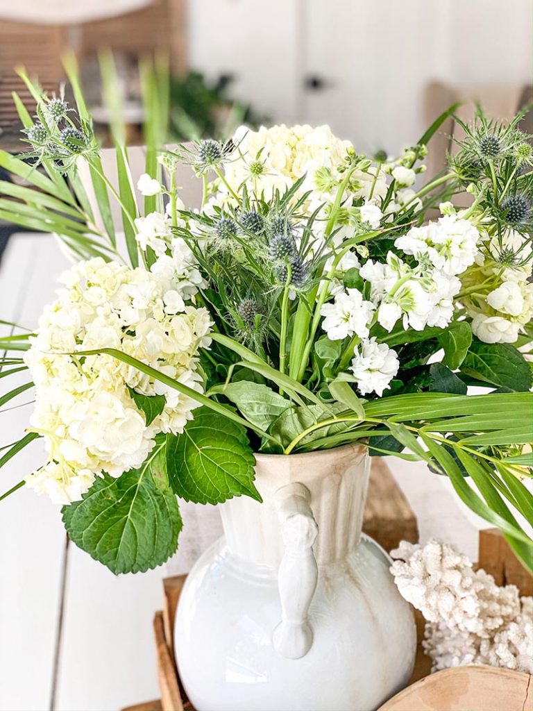 Fabulous and Fresh Farmhouse DIYS and Ideas! - The Cottage Market