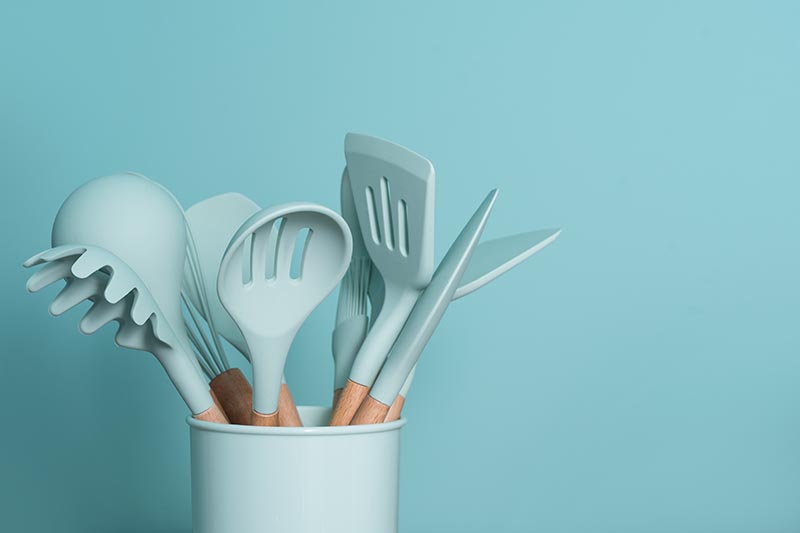 19 Super Simple Ways To Declutter Your Kitchen - The Cottage Market