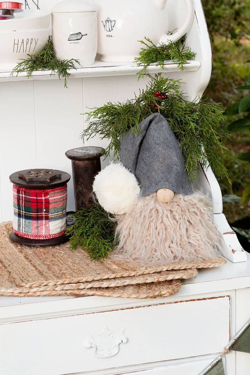 Hot and Fabulous Christmas Trends for 2021 - The Cottage Market