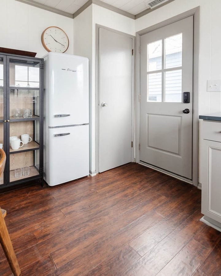 Fresh and Fabulous Farmhouse DIYs and Ideas - The Cottage Market