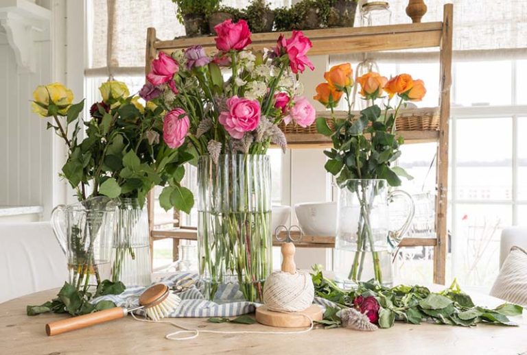Fabulous and Fresh Farmhouse DIYS and Ideas - The Cottage Market