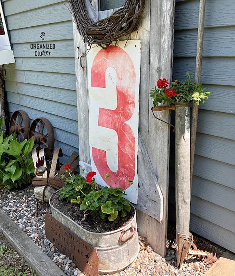 Charming and Chic Farmhouse Thrift Store Makeovers - The Cottage Market