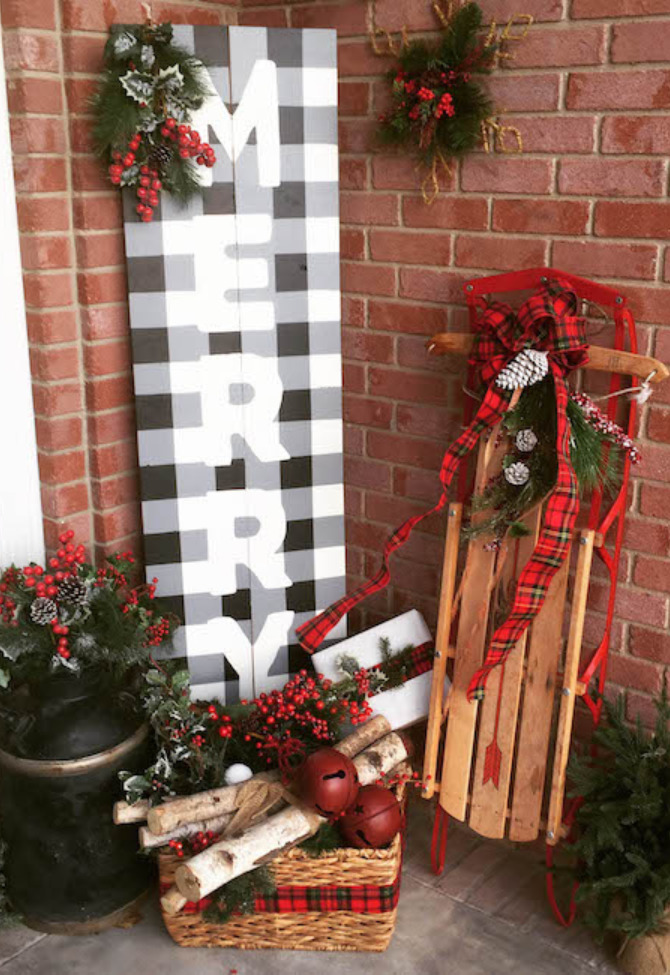 Buffalo Plaid Christmas Decor and DIYs to Cozy Your Home this Holiday