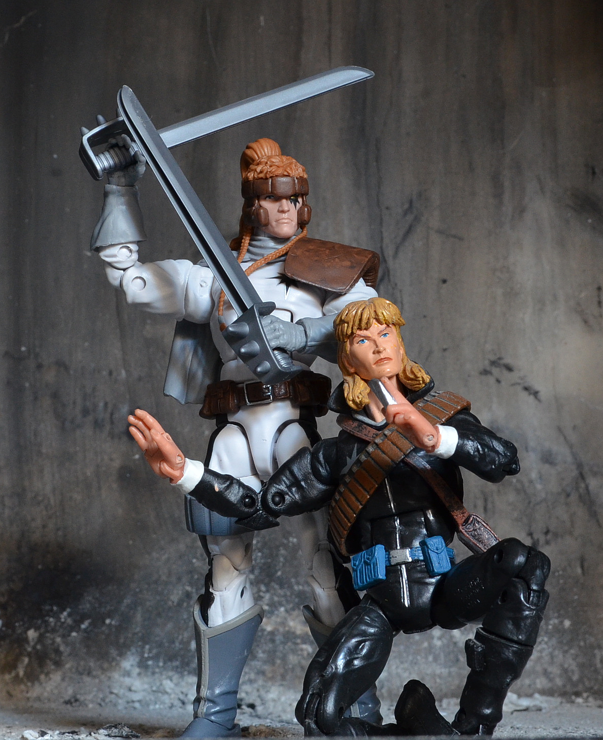 Hasbro: Marvel Legends Shatterstar | The Fwoosh