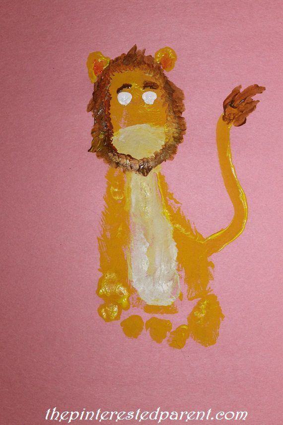 Footprint Animals From A-Z Featuring L, M & N – The Pinterested Parent