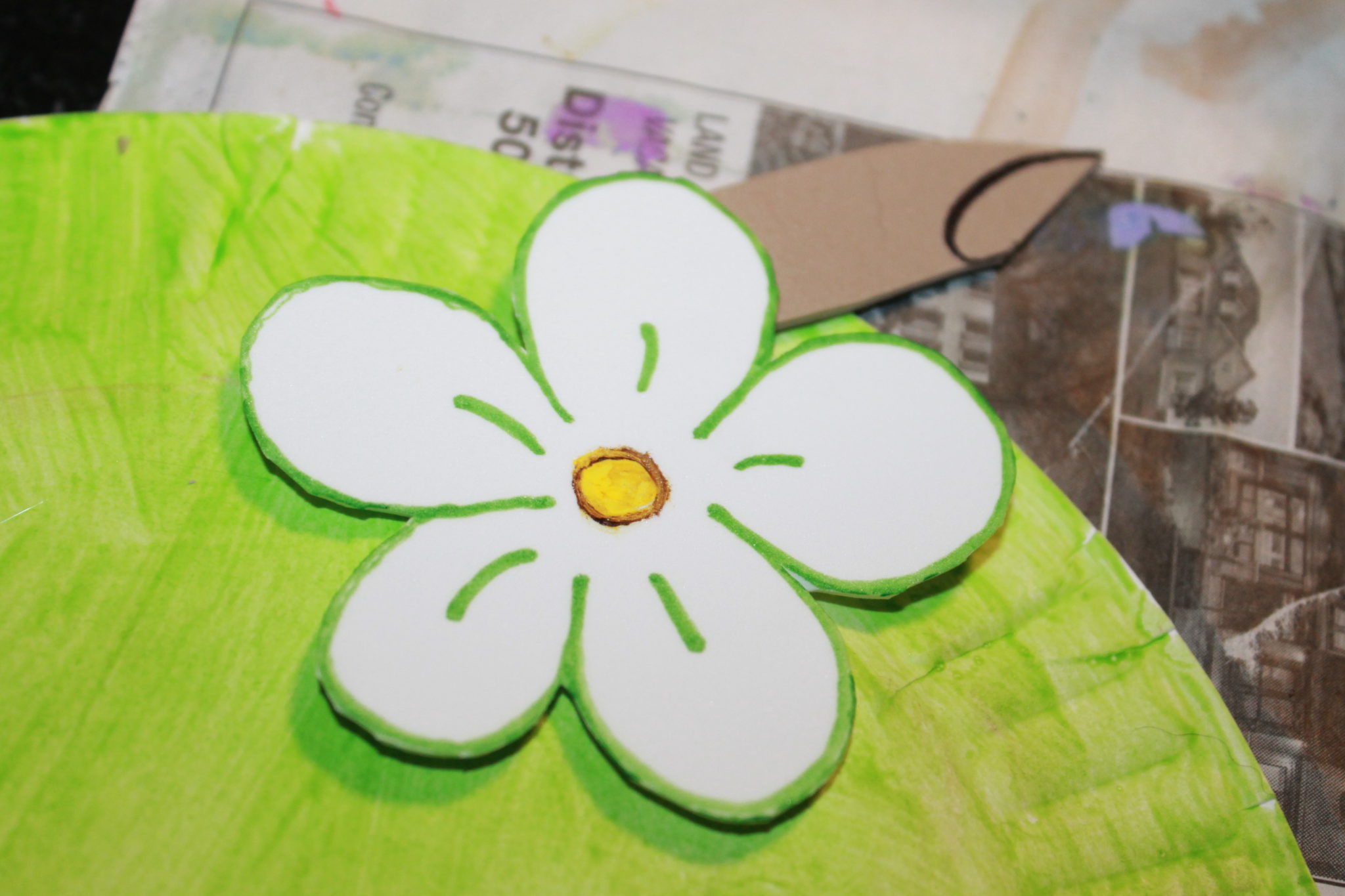 Shopkins Inspired Paper Plate Mask – The Pinterested Parent