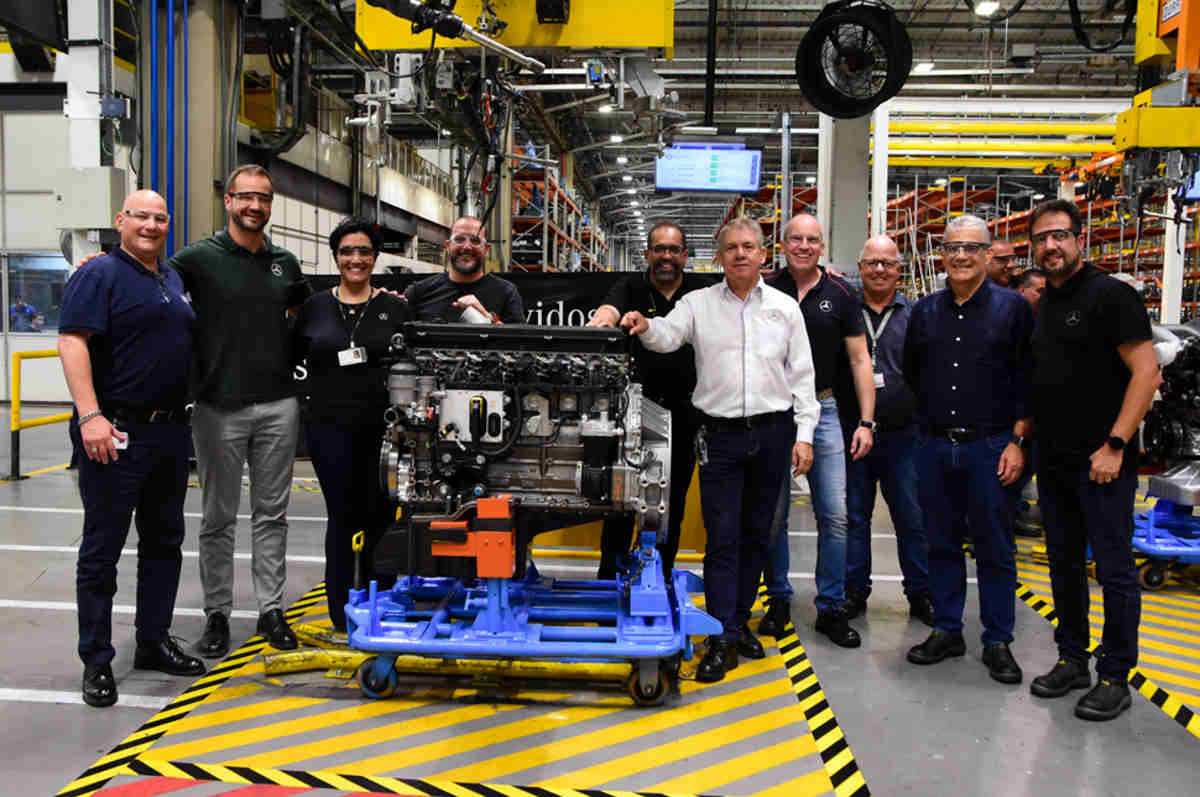 Mercedes-Benz alcanzó un nuevo hito industrial – Tiempo Trucks