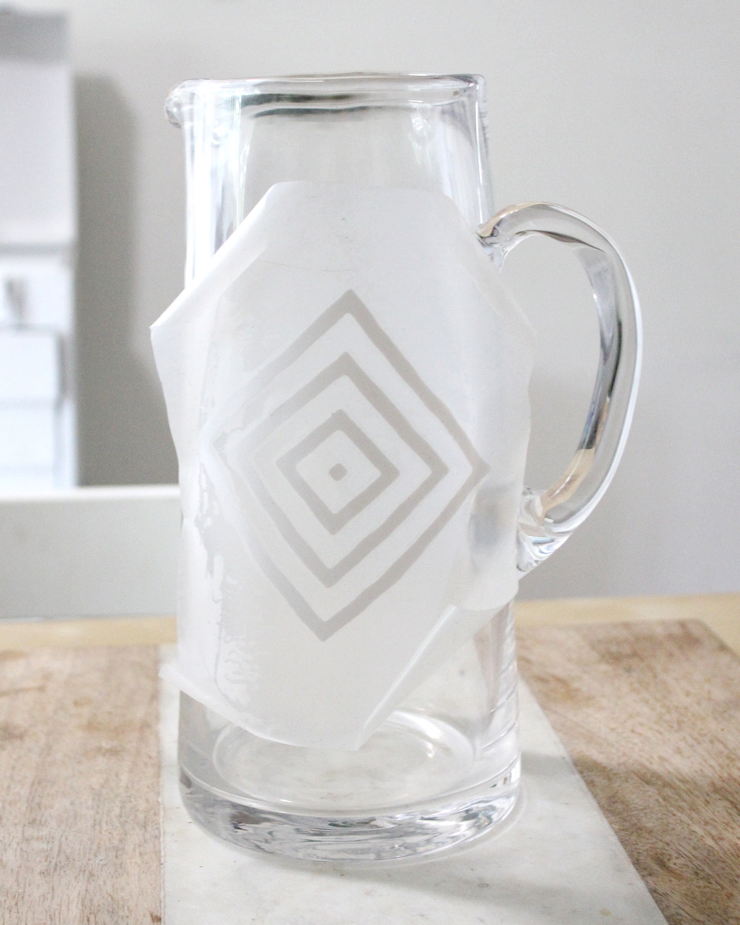 DIY Vinyl Diamond Pattern Glass Pitcher - Tonality Designs