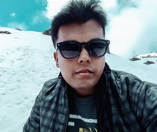 Story Of Pranav Das Who Chose Wandering Over His MBA Career - Blog