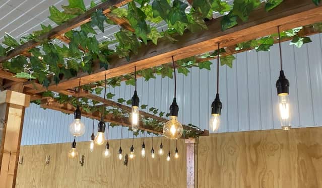 Ultimate Bar - Vicars Built Rentals